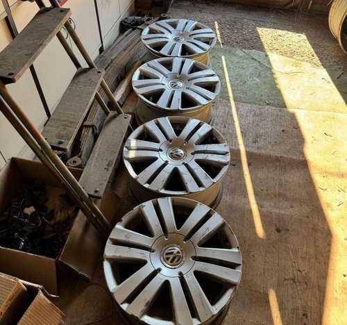 Диски Adelaide R 16 на volkswagen passat