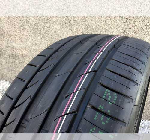 Tracmax X-Privilo TX3 225/40 R18