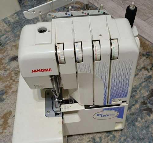 Оверлок janome