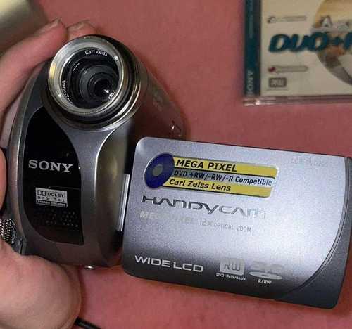 Видеокамера VHS Sony Handycam