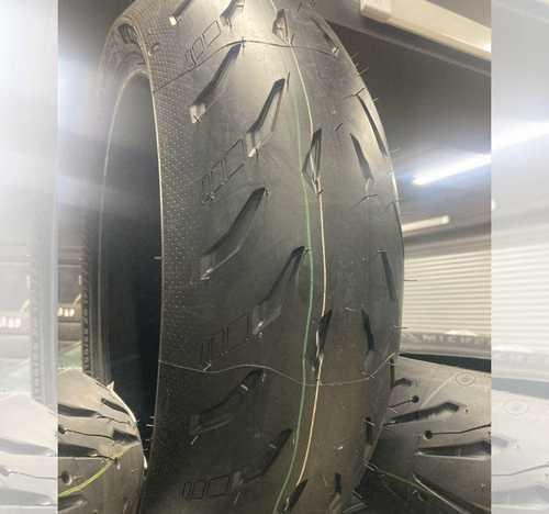 Мотошина суперспорт Michelin Power 5 190/55 ZR17