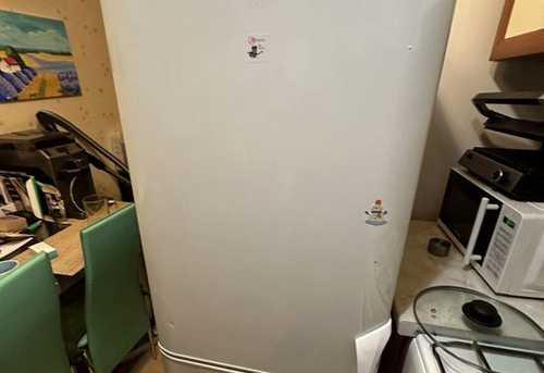Холодильник бирюса 134r