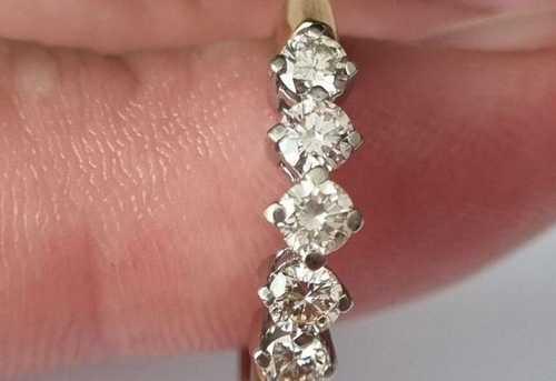 Кольцо с бриллиантами 0,52