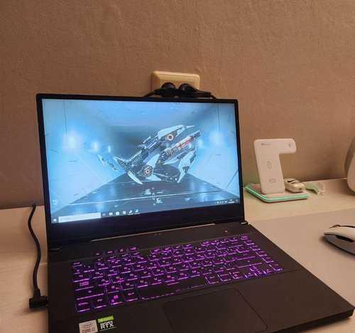 Asus Rog Zephyrus M15 i7 10th RTX 2070