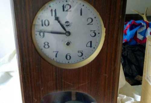 Часы настенные с маятником Орловского завода