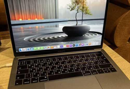 Apple MacBook Pro 13 2017 touch bar