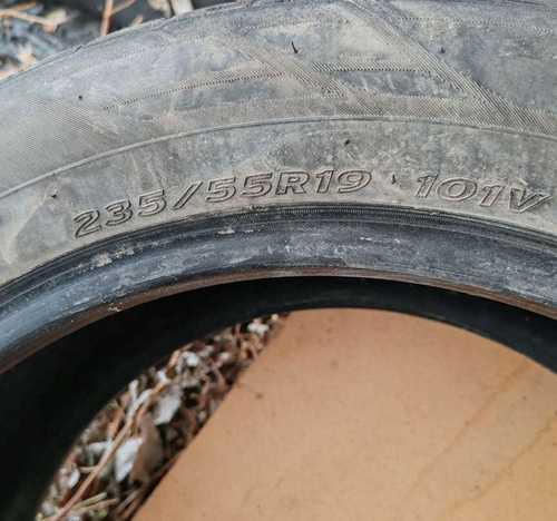 Hankook Aurora K103 235/55 R19