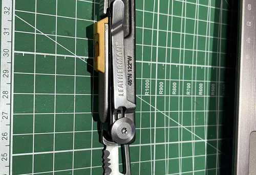 Нож leatherman signal