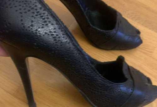 Обувь женская разная