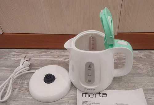Marta MT-4636 белый/ментол чайник