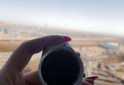 Часы Samsung Gear s3 classic