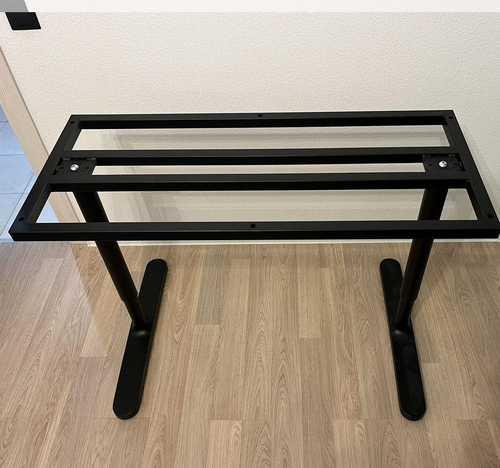 Стол комьютерный IKEA бекант 140х70