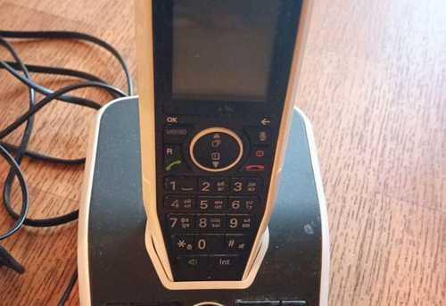 Телефон Motorola S2011