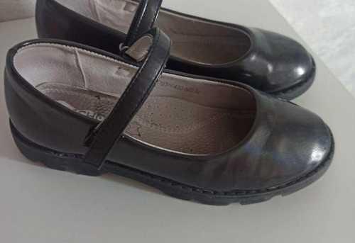 Туфли школьные, чёрные Futurino 34 размер