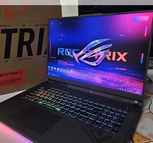 Asus Rog Strix G18 RTX 4060 240hz 2k Rog Nebula