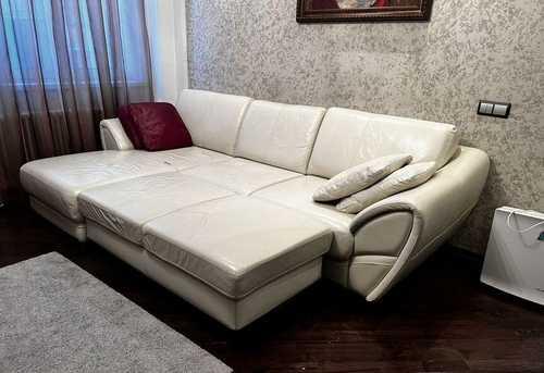 Кожаный диван бу