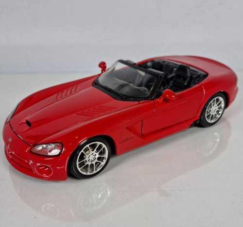 Dodge Viper SR-T (Maisto 1:24)