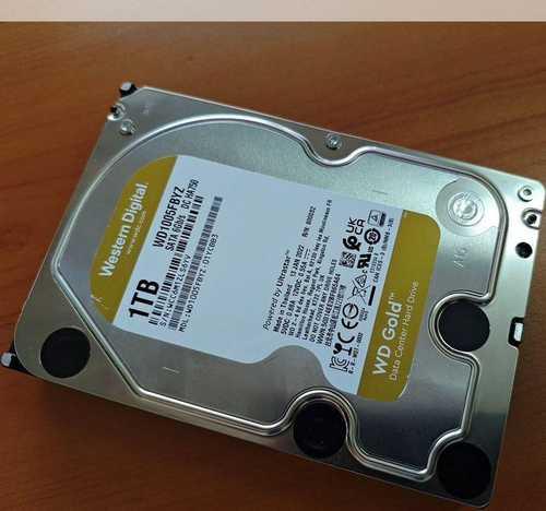 Жесткий диск 3.5" Western Digital Gold 1 Тб WD1005