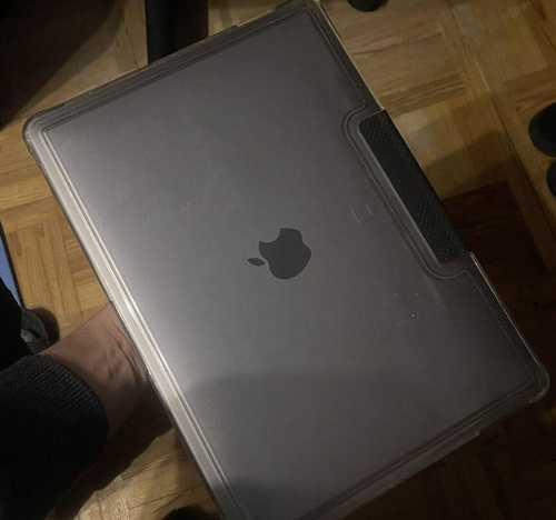 Apple macbook pro m1