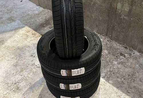 Ikon Tyres Autograph Aqua 3 SUV 215/65 R16 102V