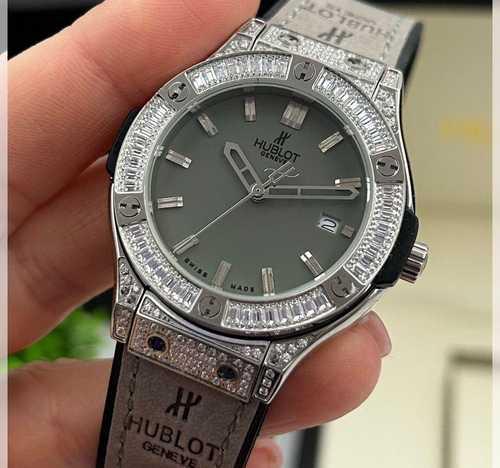 Женские часы Hublot