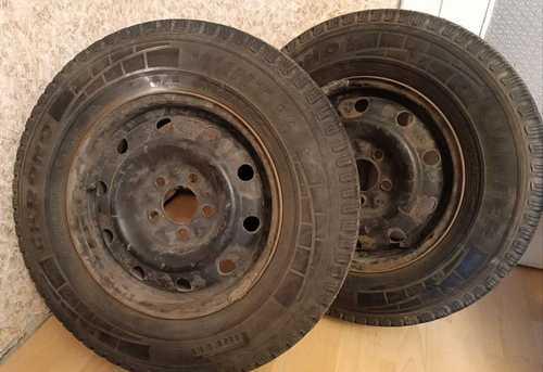 Pirelli Chrono 225/70 R15