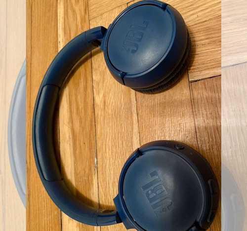 Беспроводные наушники jbl