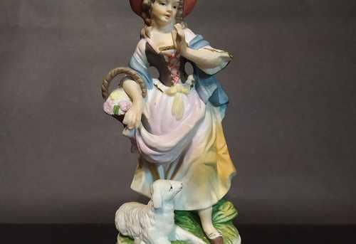 Фарфоровая статуэтка. Capodimonte. Италия