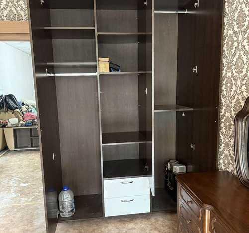 Продам шкаф бу
