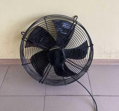 Вентилятор Weiguang Axial fan YWF4E-400B (б/у)