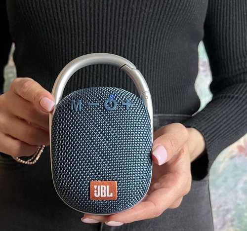 Блютуз колонка JBL с карабином