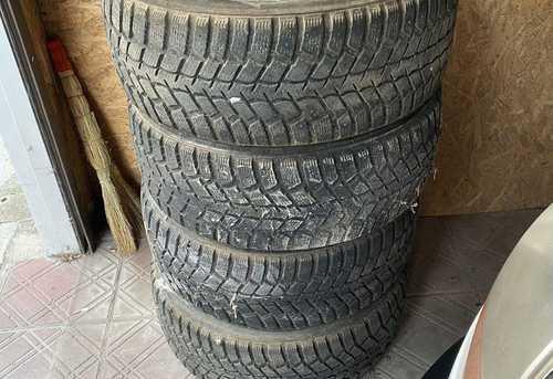 Marshal I'Zen Wis KW19 215/55 R17 94