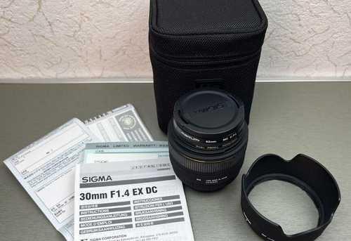 Обьектив Sigma EX 30mm f 1.4 + 2 фильтра