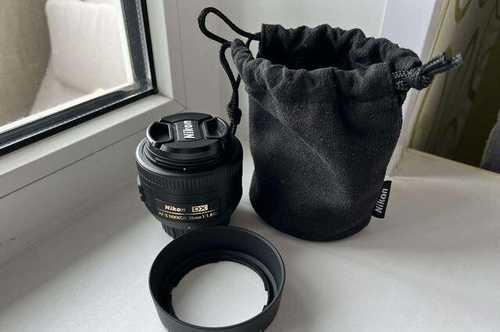 Объектив Nikon AF-S DX nikkor 35mm f 1.8