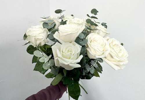 Букет из белых роз