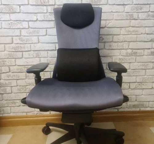 Компьютерное кресло Herman Miller Embody