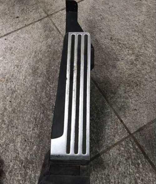 Педаль газа Infiniti Fx35