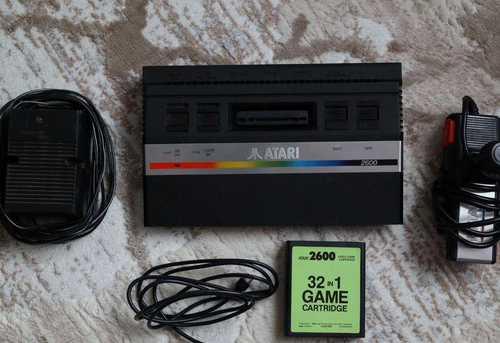 Игровая приставка Atari 2600