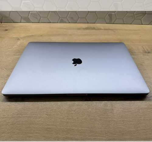 Apple macbook pro 16, i9/16gb/1tb/5500m (8gb)