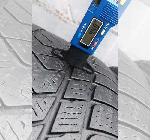 Pirelli Winter Sottozero 3 275/35 R19 96V