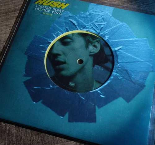 Troye Sivan - Rush 7" Yellow Glory Vinyl