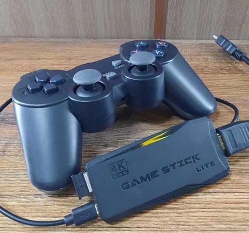 Game Stick Lite 4k + геймпад