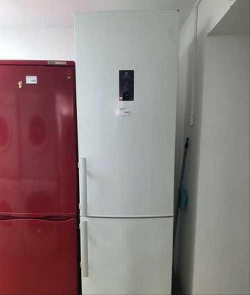 Холодильник Electrolux EN93852KW Гарантия/Доставка