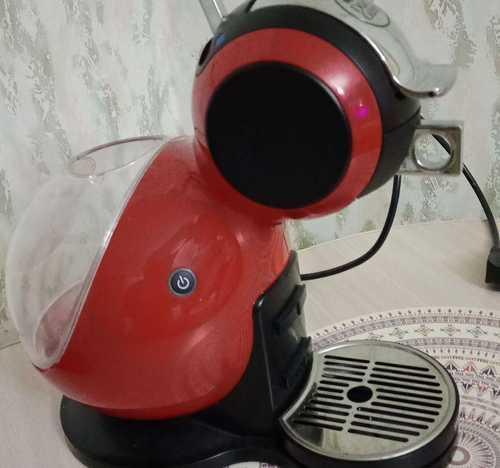 Кофеварка капсульная dolce gusto