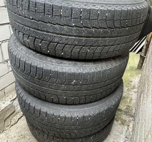 Michelin 4x4 Alpin 235/65 R17