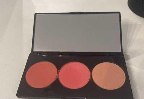 Палетка румян smashbox