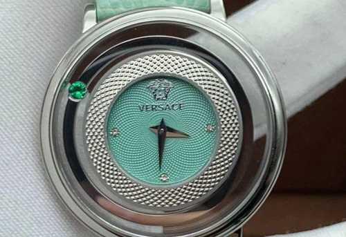 Часы Versace