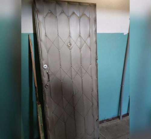 Дверь входная деревянная с дермантином СССР