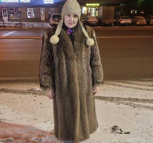 Шуба из енота