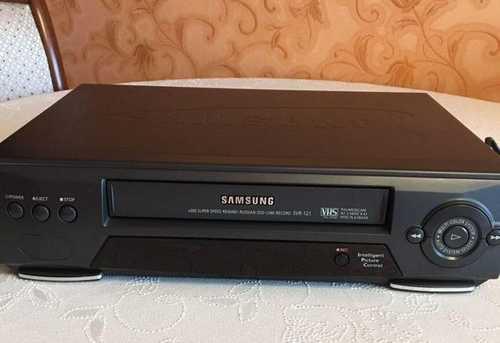 Видеоплеер кассетный Samsung SVR-121